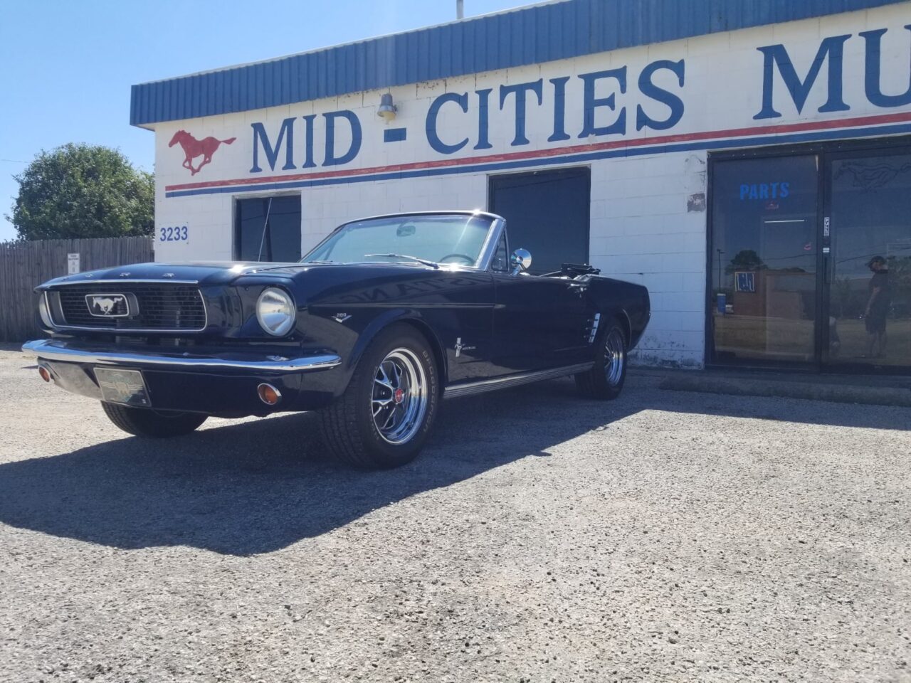 Mustang of the Month - MID-CITIES MUSTANG, INC.